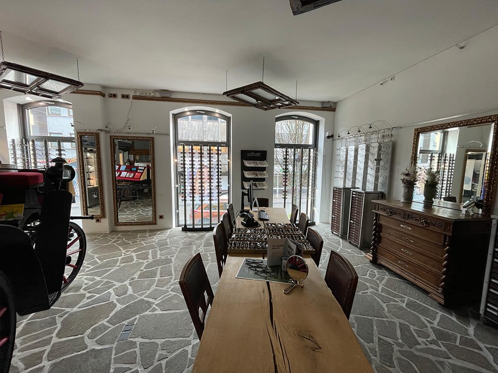 Ein neuer Blick auf das OPTIKSTUDIO noll - OPTIKSTUDIO noll | ehem ...